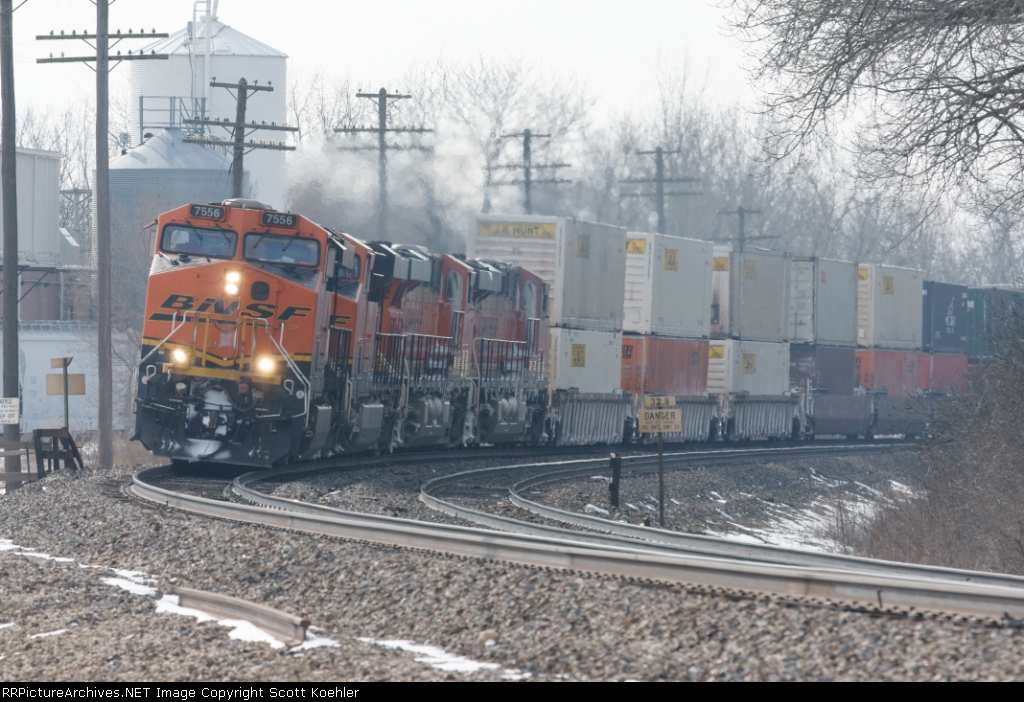 BNSF 7556